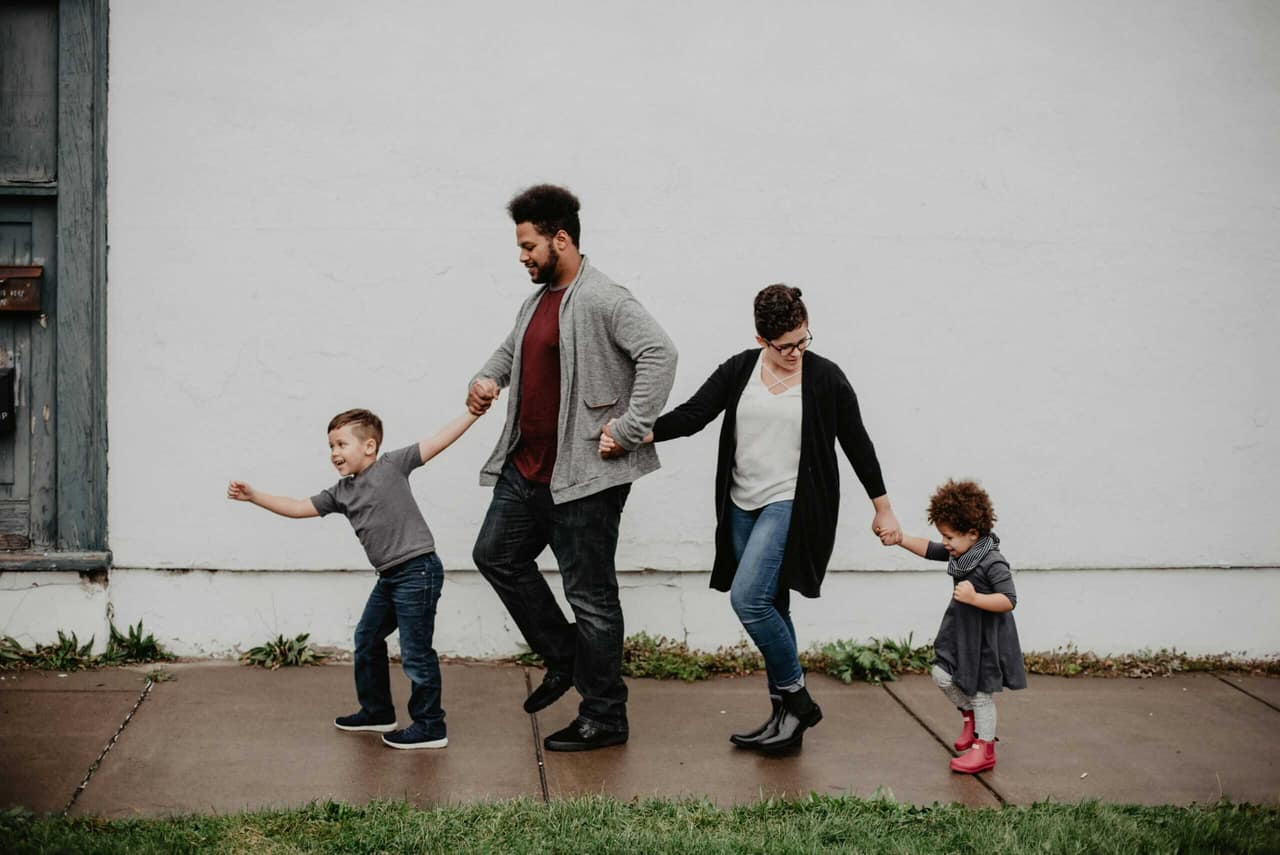 How to Balance Work and Family Life: 12 Proven Strategies for Working ...
