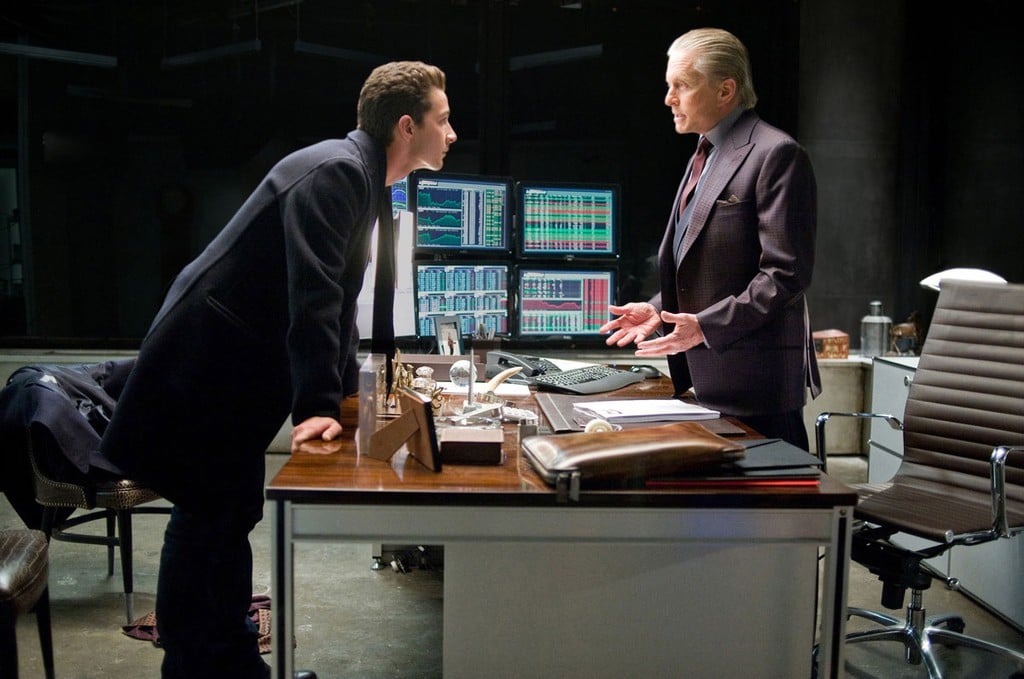 5 Signs that Your Financial Advisor Is Harming Rather than Helping You