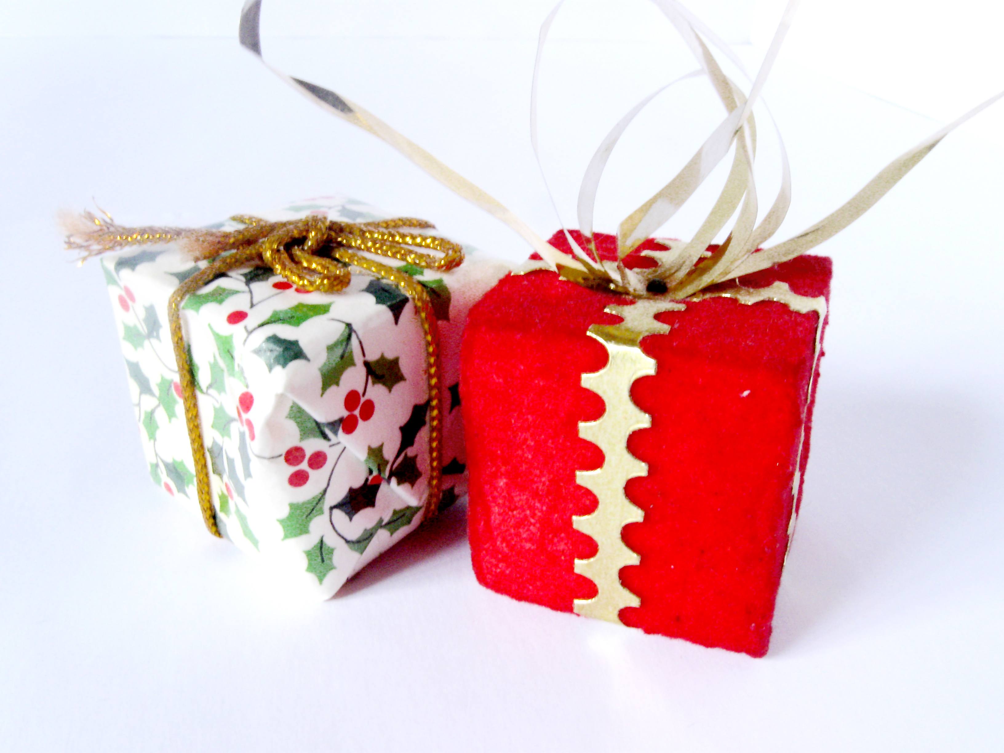 13 Unique Gift Ideas For The Holidays