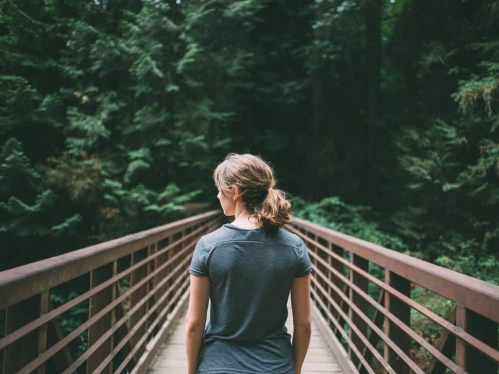 8 Effective Ways To Make Hard Decisions Easier - Lifehack
